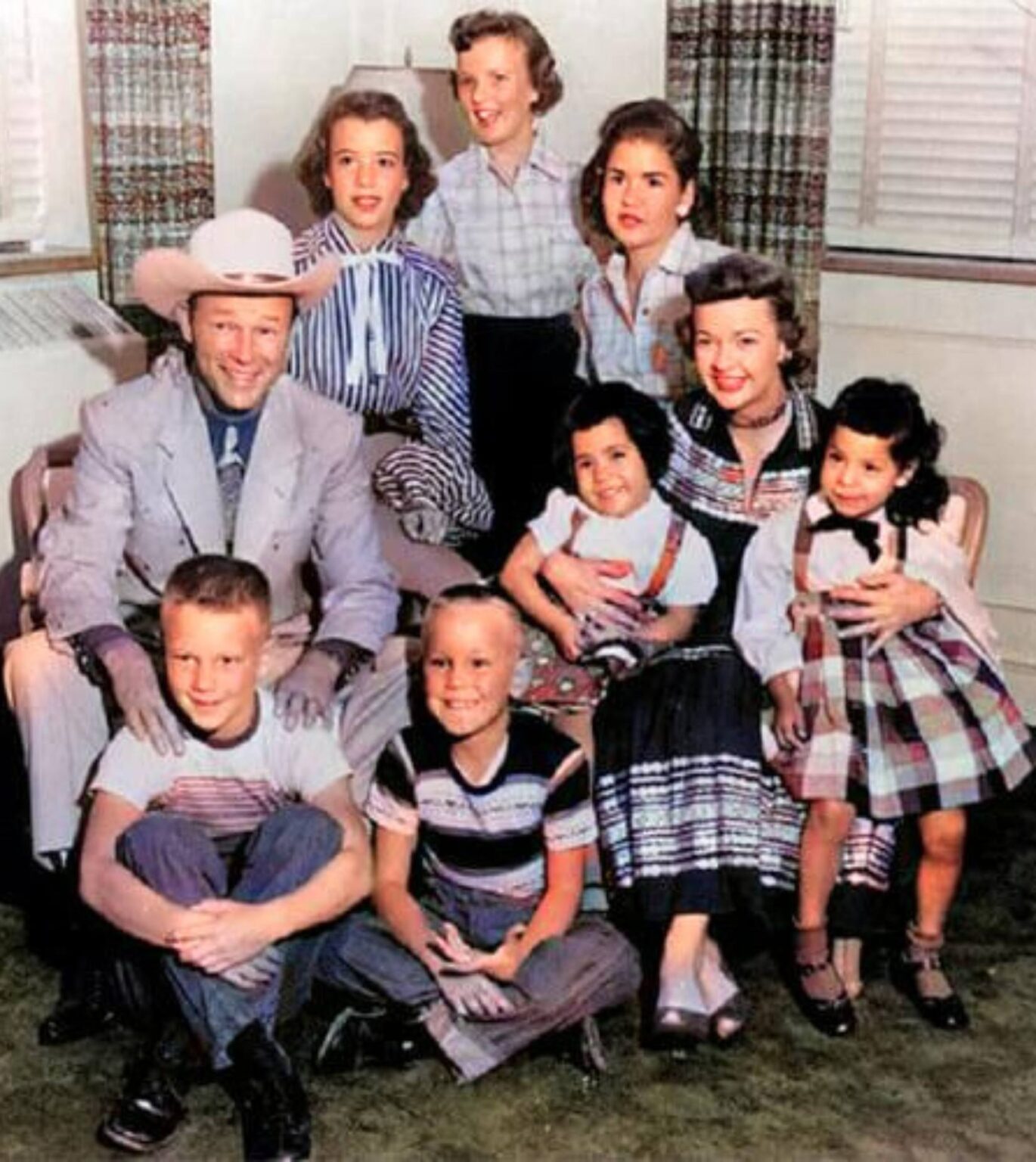 The Legacy of Roy Rogers and Dale Evans: Meet the Cowboy Icon’s Nine ...